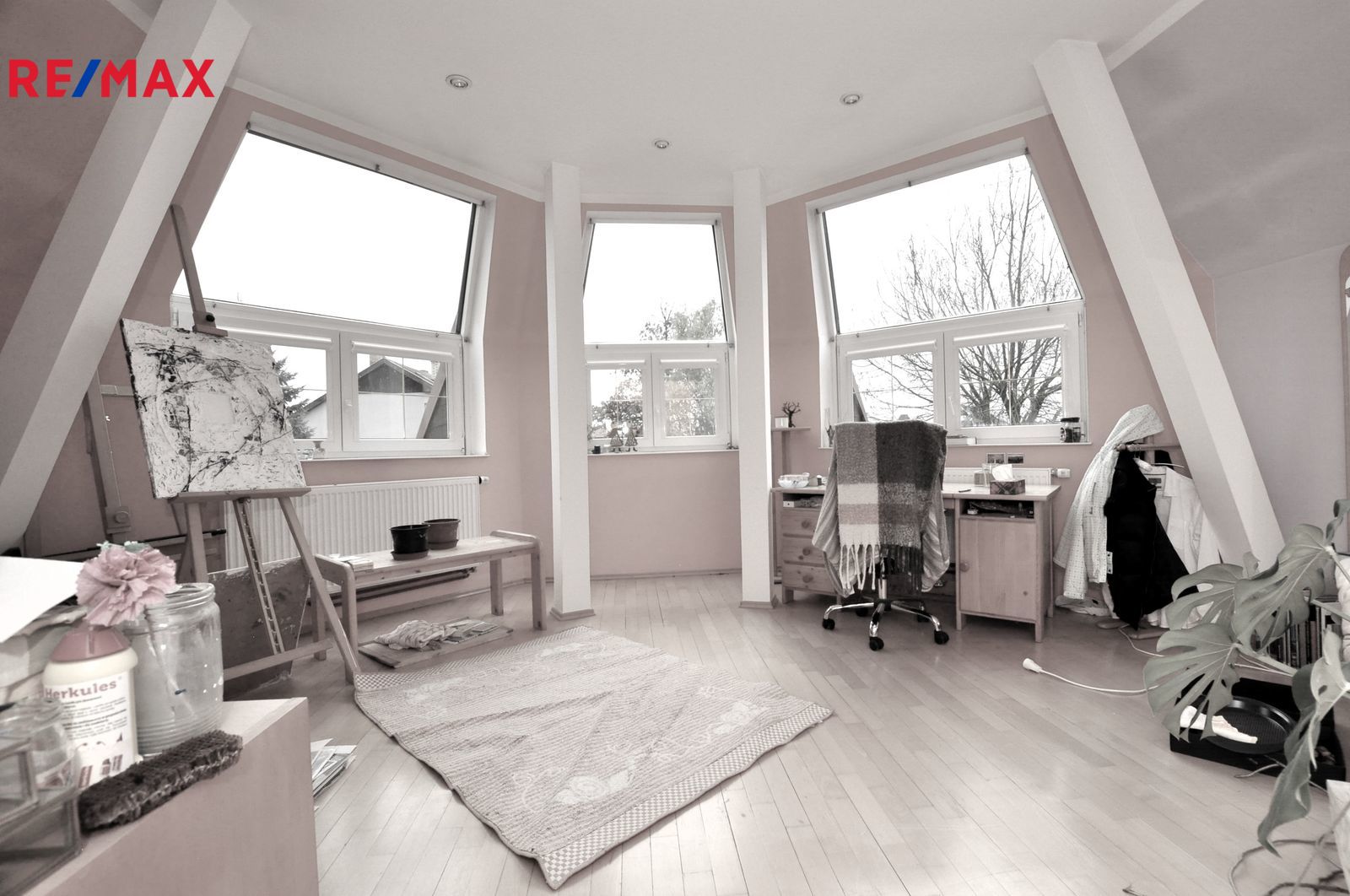 Prodej domu 950 m², Přibyslav | Reality RE/MAX