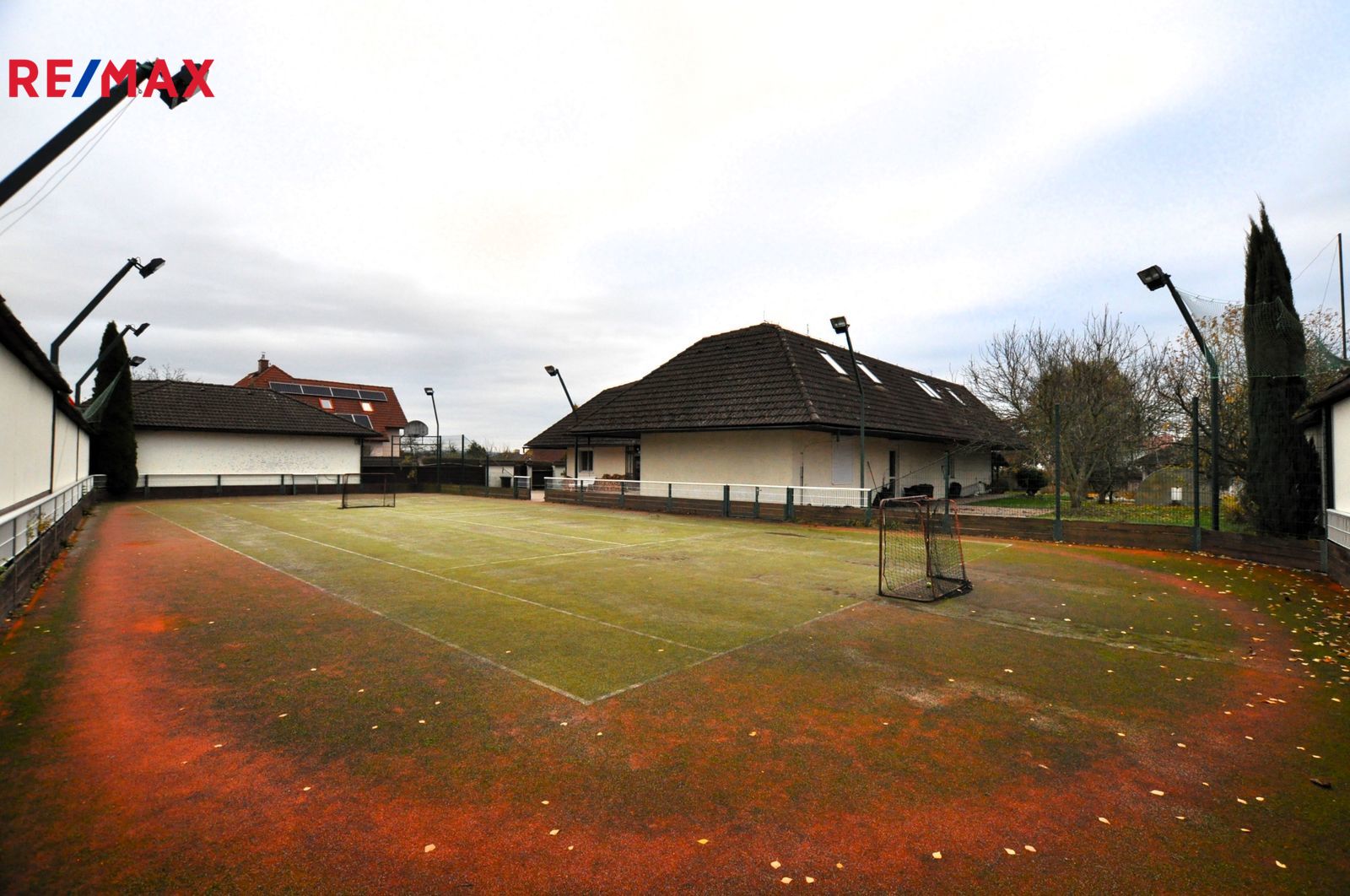 Prodej domu 950 m², Přibyslav | Reality RE/MAX