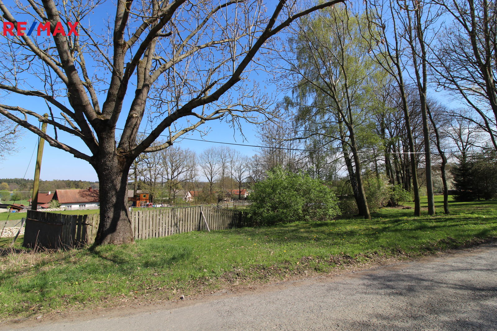 Prodej pozemku 2004 m², Kámen | Reality RE/MAX